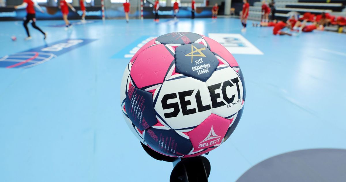 Information on the match FTC-Rail Cargo Hungaria vs Metz Handball