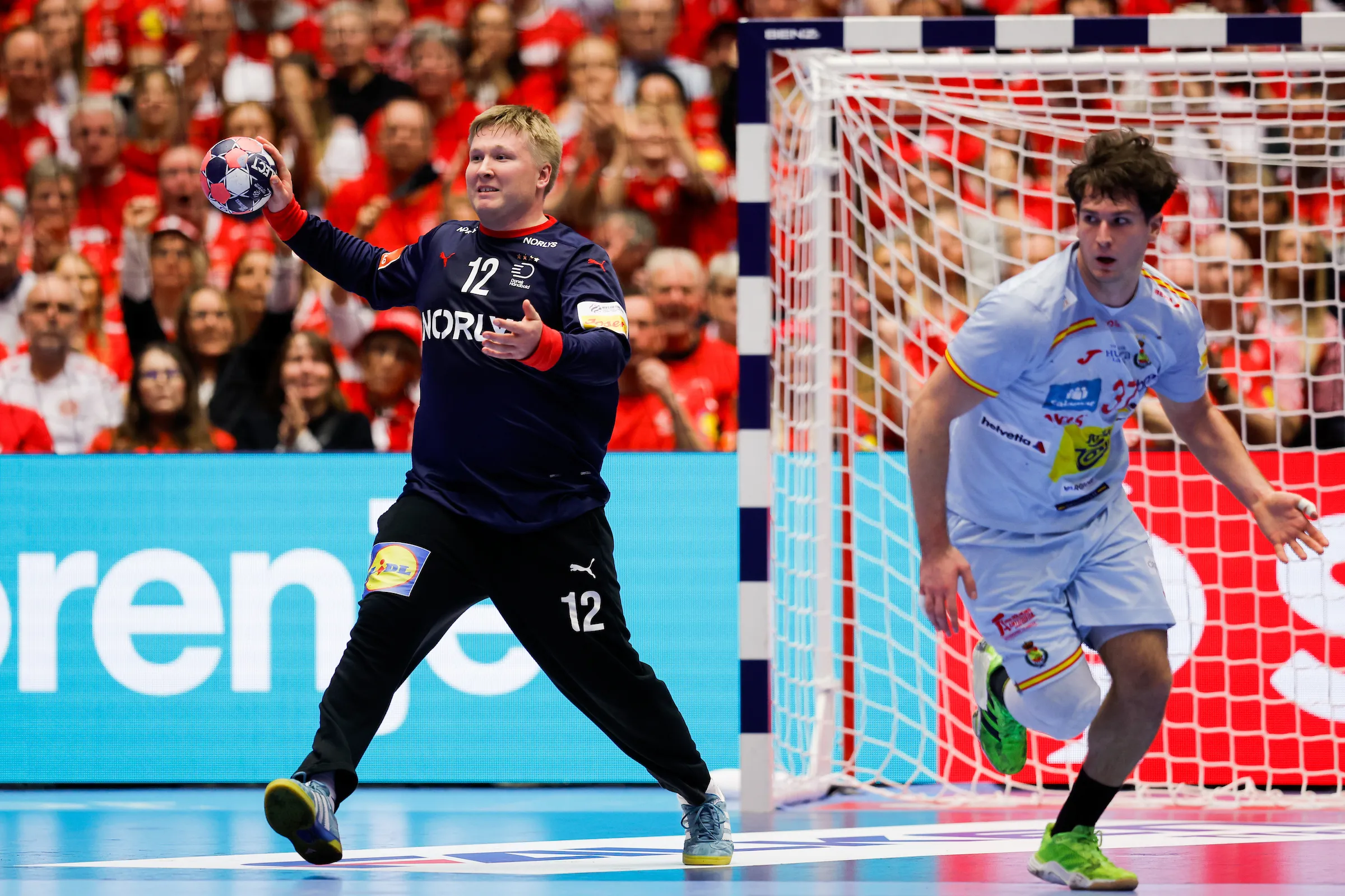 Men's EHF EURO 2026: Emil Nielsen leads the winning Danish red wave
