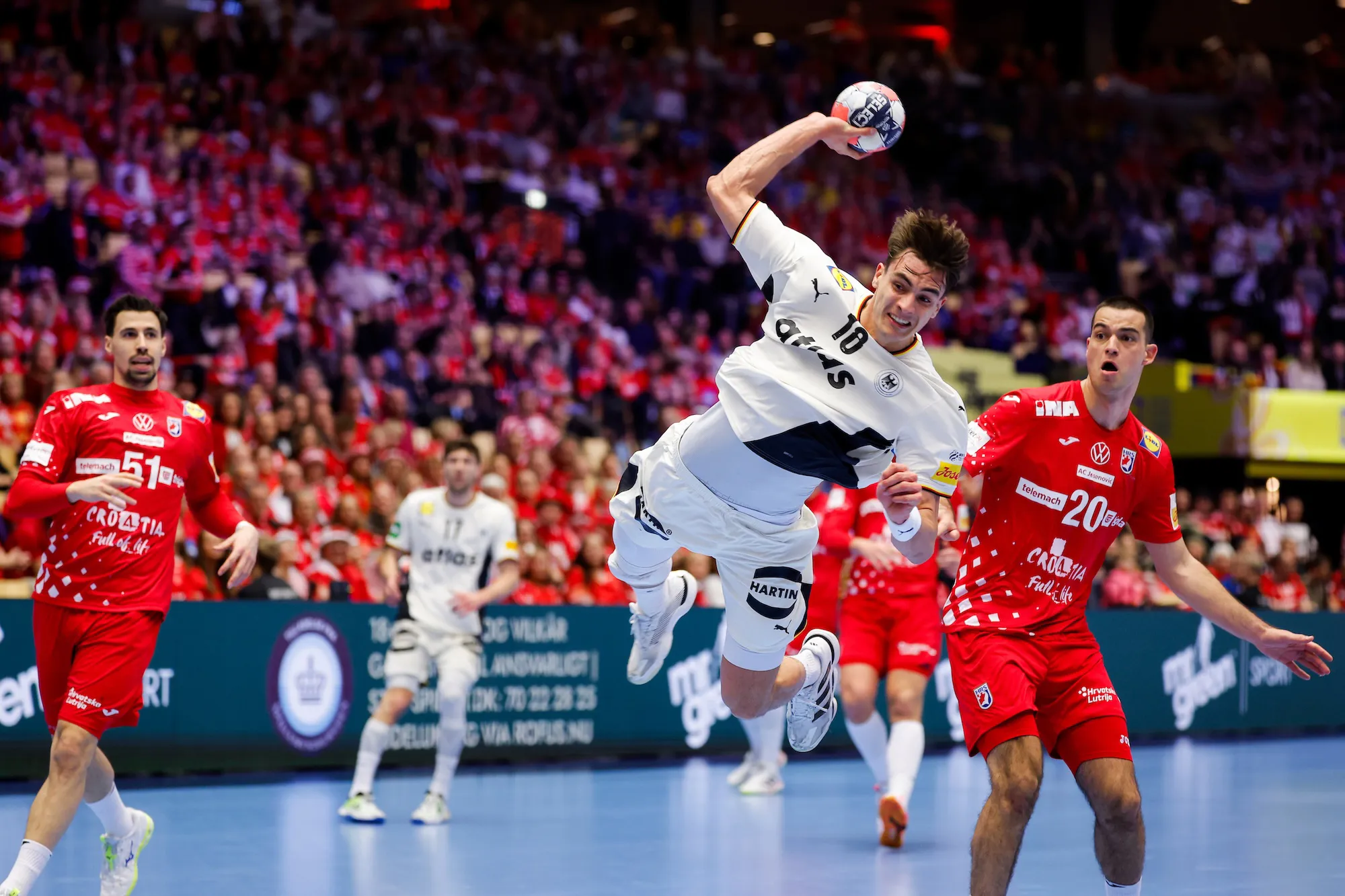 10 years later, Germany return to EHF EURO final