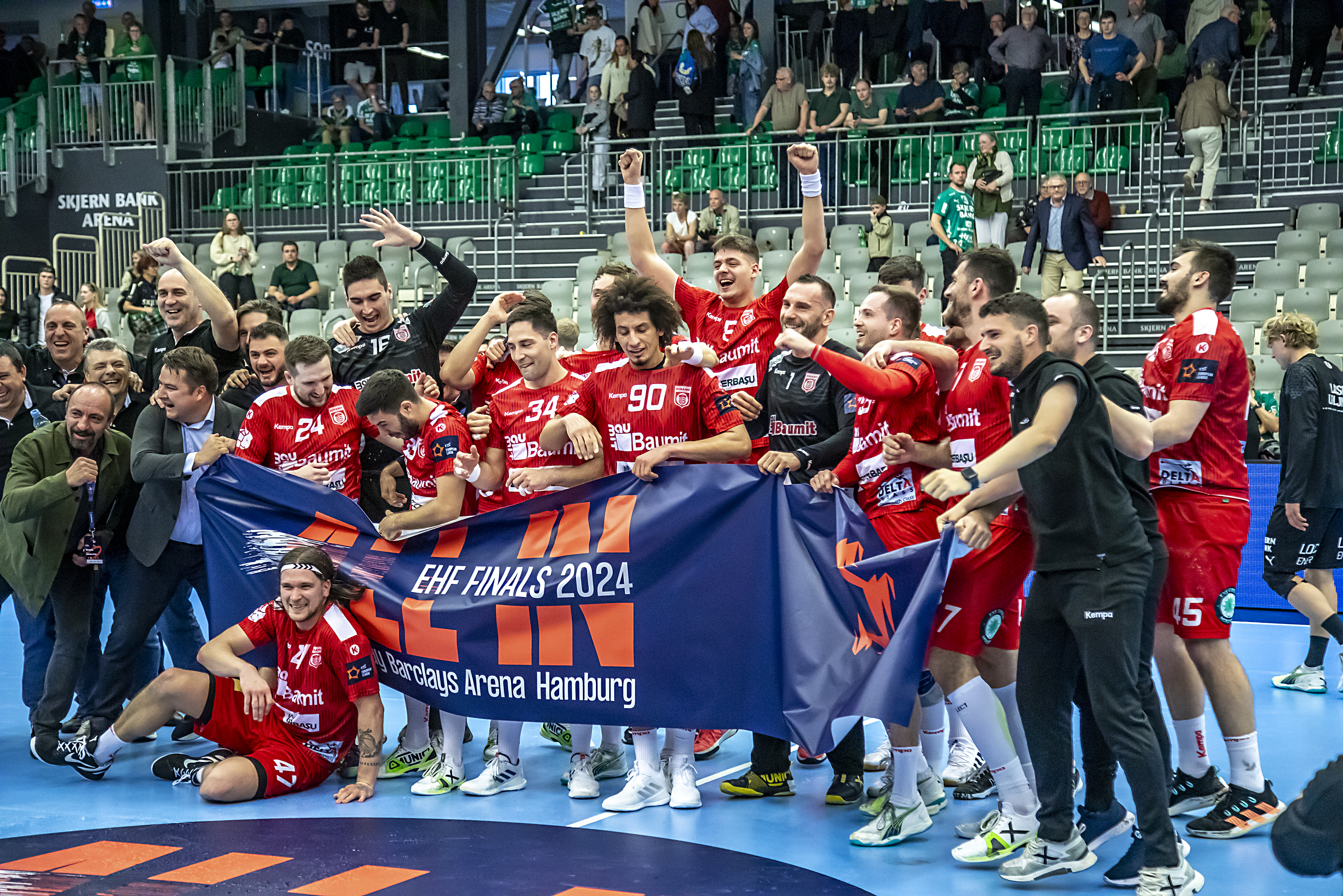 Dinamo cruise past Skjern and secure historic place in the EHF Finals